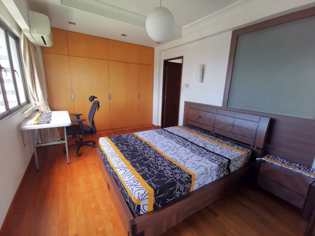 Braddell MRT / Marymount MRT / Caldecott MRT - Master Bedroom in ...