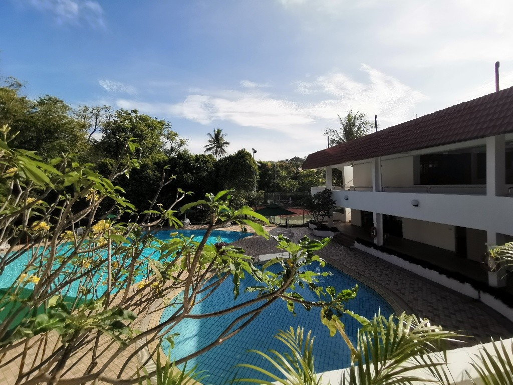 Clementi Park/Near Tradehub 21/Clementi MRT/ Available immediate Common ...